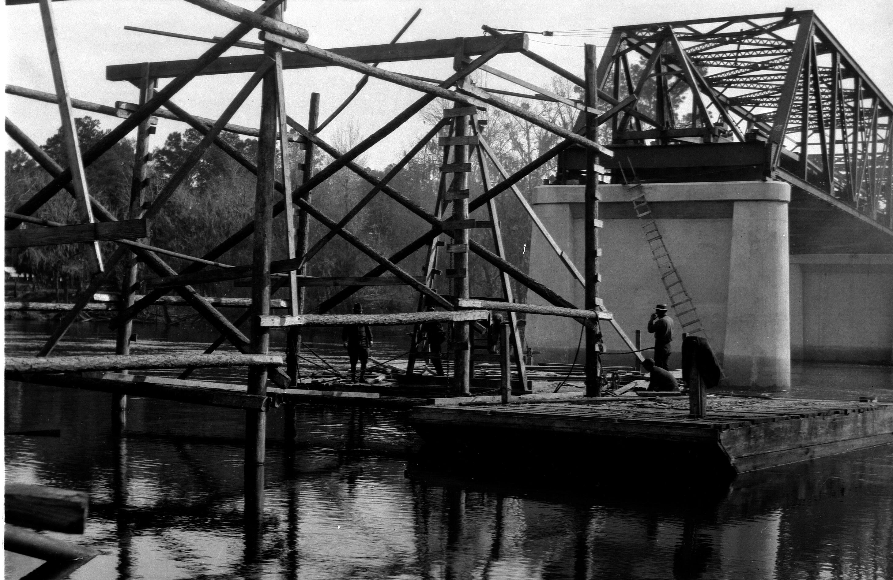 Roadside History: Abandoned Highway 90 Bridge on The Suwannee River ...
